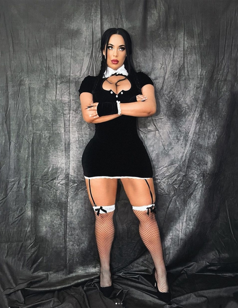 Gemstar Panda - Busty Curvy Babes